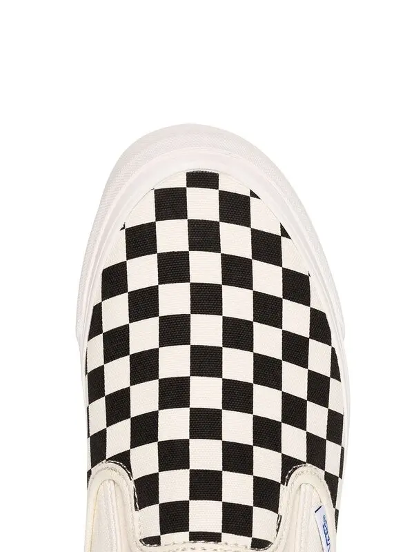 VANS Og Classic Slip-on Checkerboard Sneakers - Black