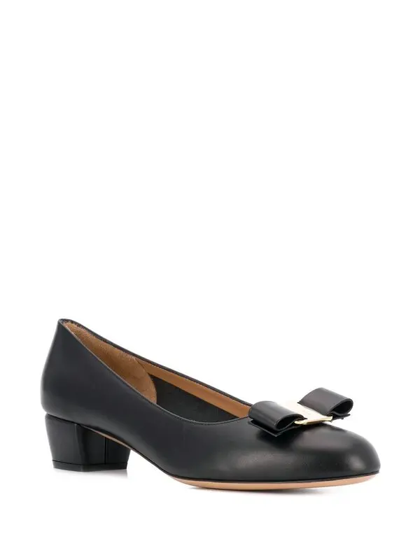 FERRAGAMO Vara Bow Pumps - Black
