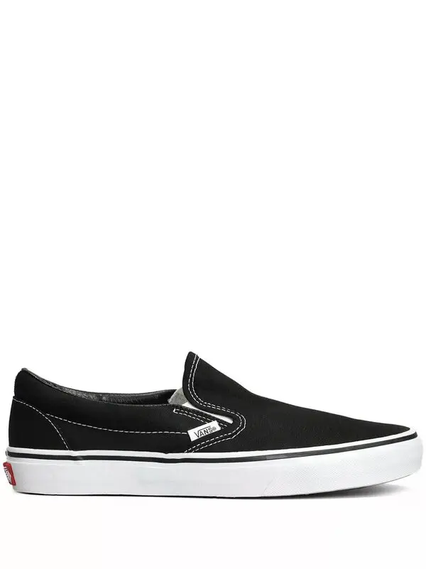 VANS Classic Slip-on Sneakers - Black