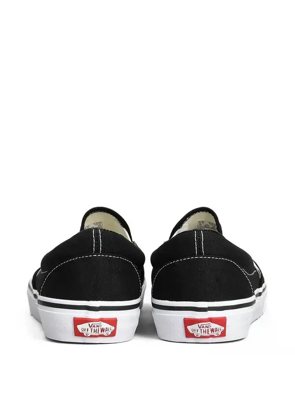 VANS Classic Slip-on Sneakers - Black