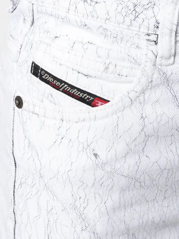 DIESEL® D-eiselle 069jj Straight Jeans