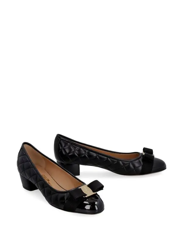FERRAGAMO Vara-bow Pumps - Black