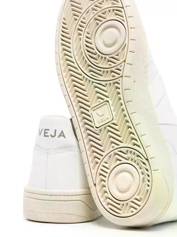 VEJA V-10 Low Top Sneakers - White