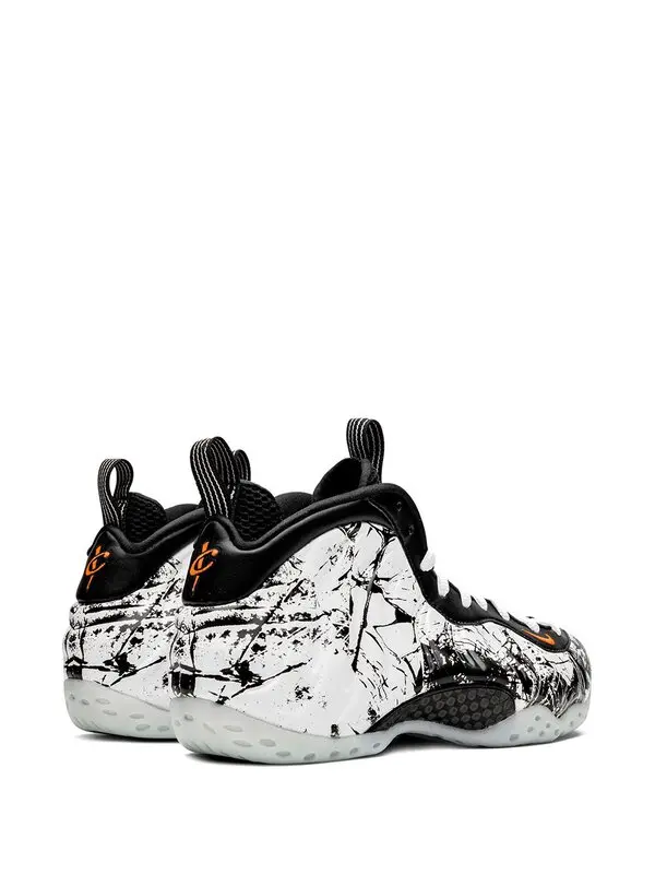 Nike Air Foamposite One Sneakers