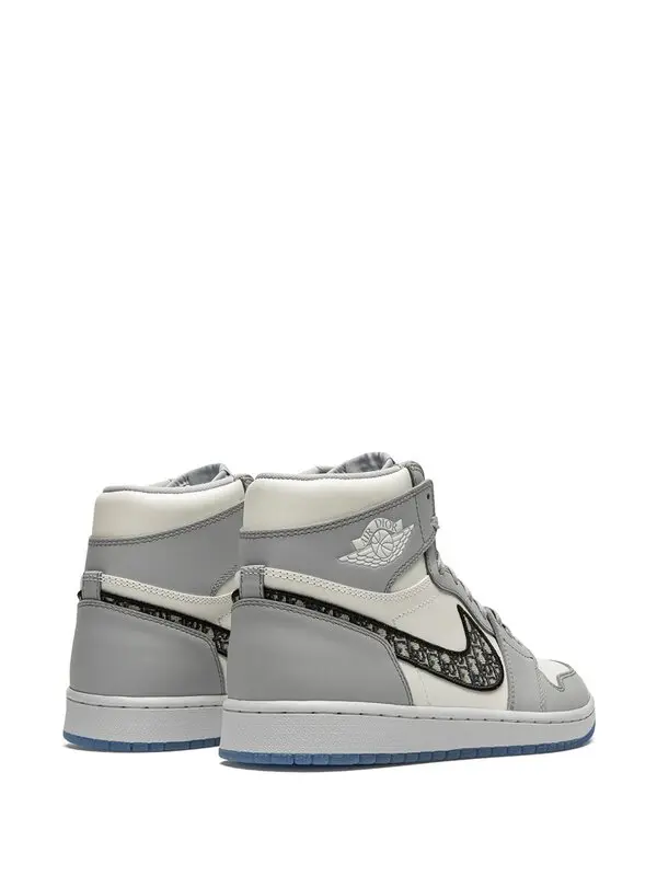 JORDAN X Dior Air 1 Retro High Sneakers - White