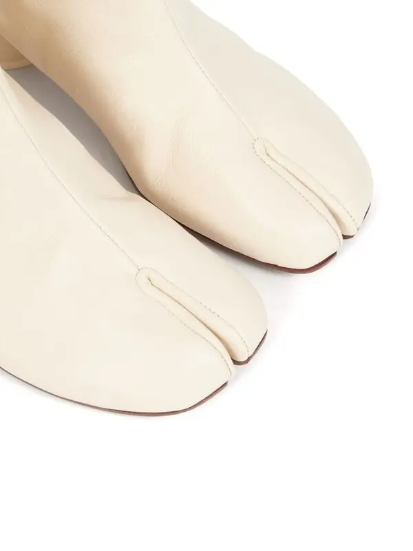 MAISON MARGIELA Tabi 30mm Leather Ankle Boots - White