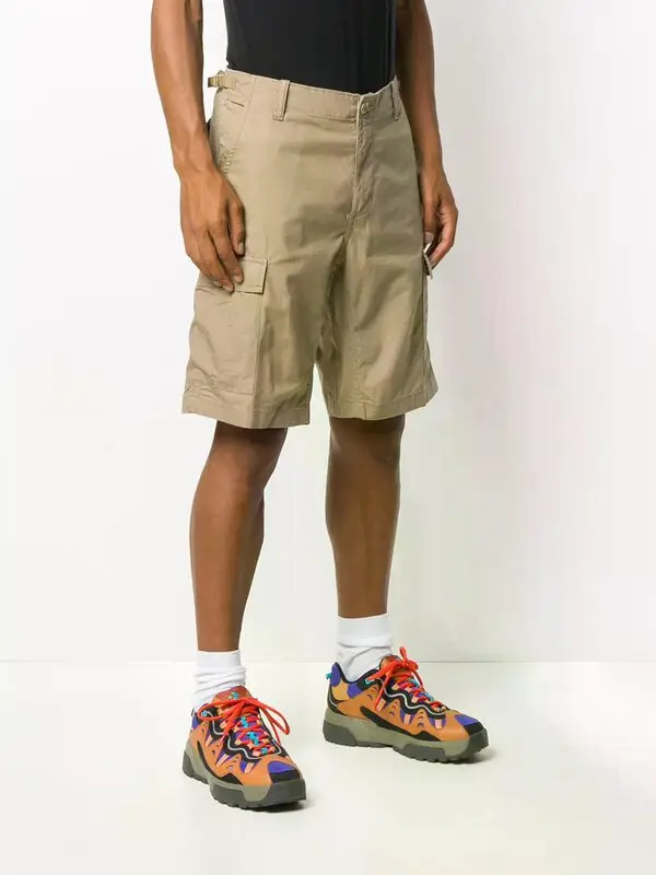 Carhartt Work In Progress Side Logo Patch Shorts - Neutrals