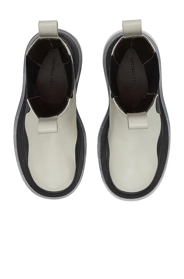 Bottega Veneta The Tire Boots - Wax & Black