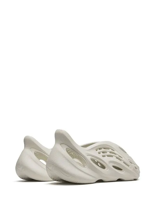 ADIDAS X YEEZY Yeezy Foam Runner Ararat Sneakers - White
