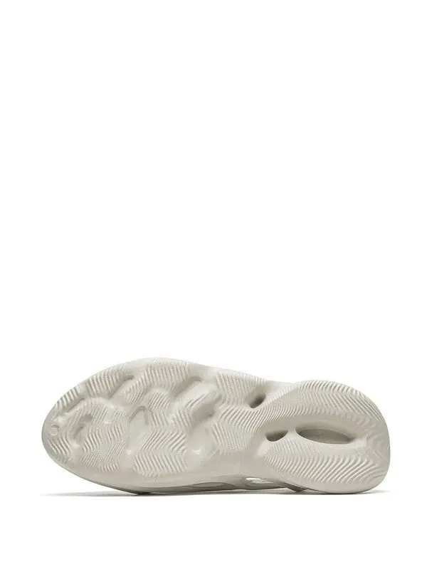 ADIDAS X YEEZY Yeezy Foam Runner Ararat Sneakers - White