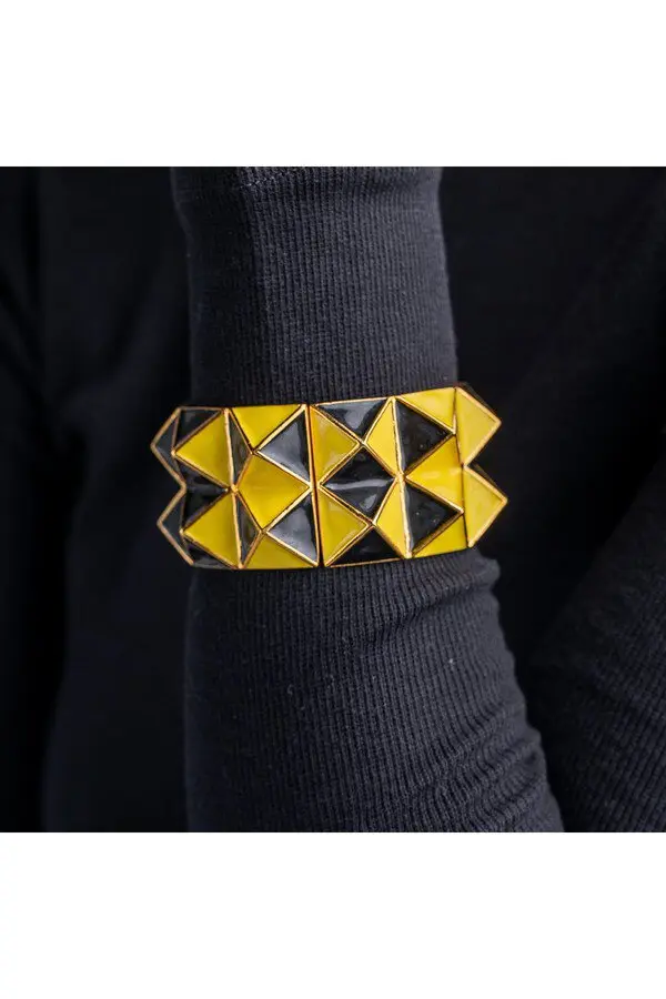 KENNETH JAY LANE Enamel Pyramid Bangle