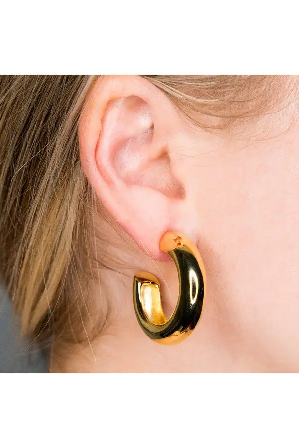 KENNETH JAY LANE Polished Hoop Earrings