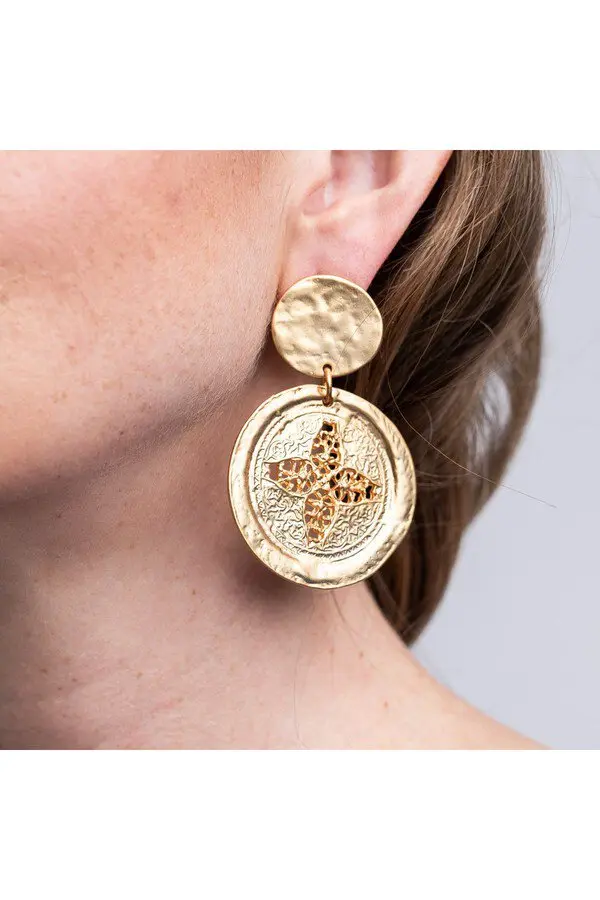 KENNETH JAY LANE Satin Carved Coin Drop Earrings - Gold