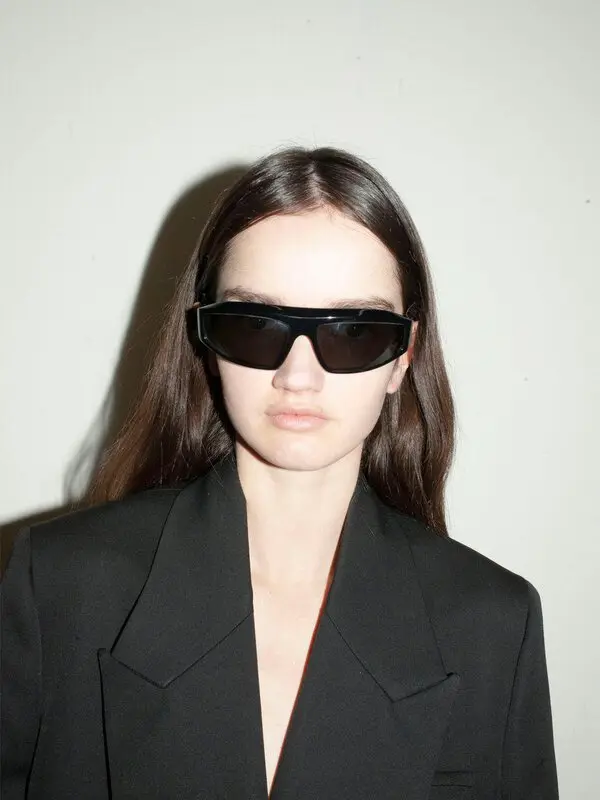 Bottega Veneta Bv1078s Squared Mask Acetate Sunglasses - Black