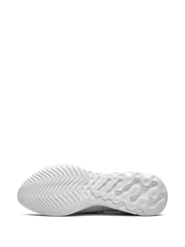 Nike React Phantom Run Flyknit 2 Sneakers