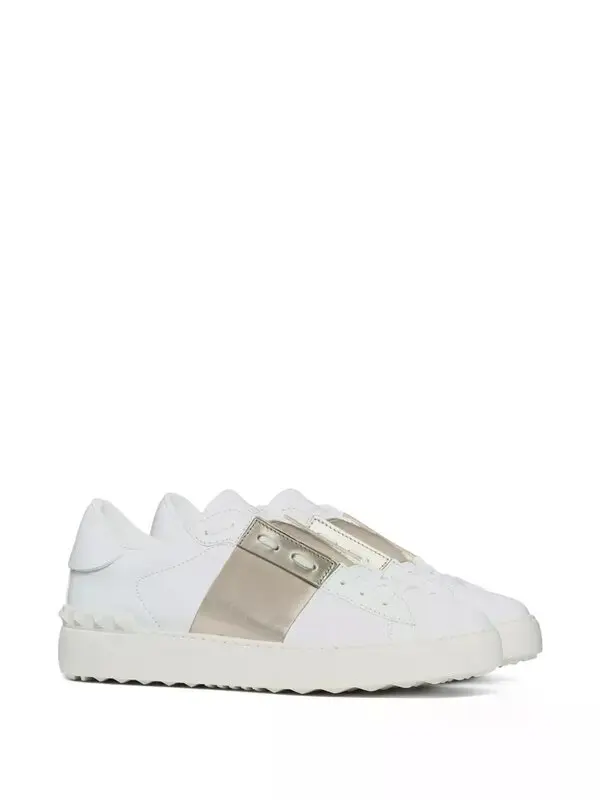 Valentino Garavani Open Low-top Leather Sneakers