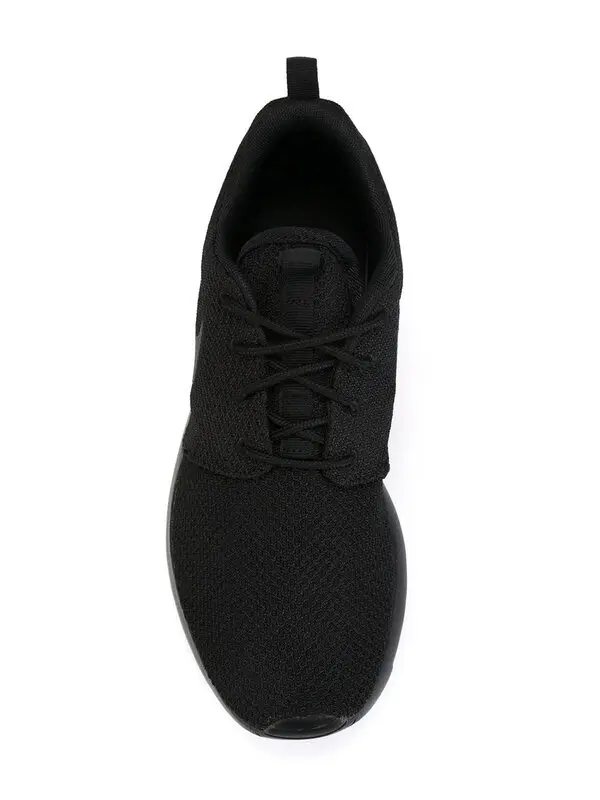 Nike Roshe One Low-top Sneakers