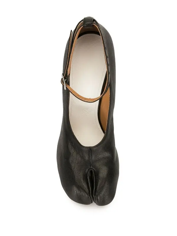MAISON MARGIELA Tabi Pumps