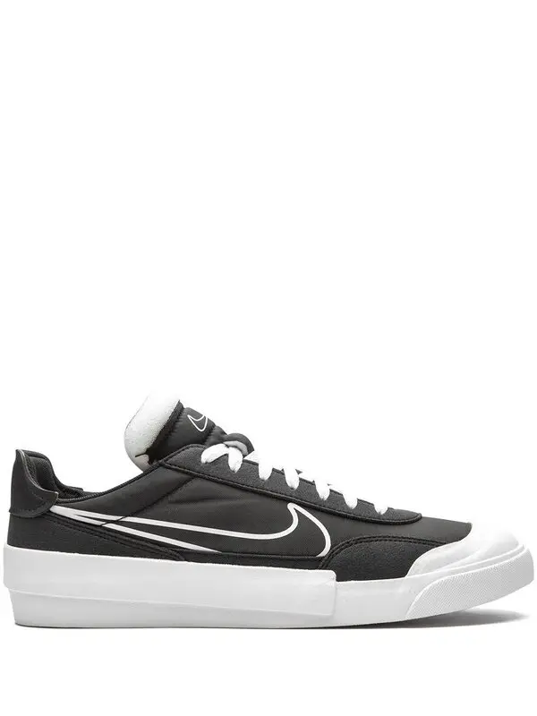 Nike Low-top Sneakers