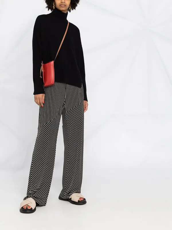 BARRIE Roll Neck Cashmere Jumper - Black