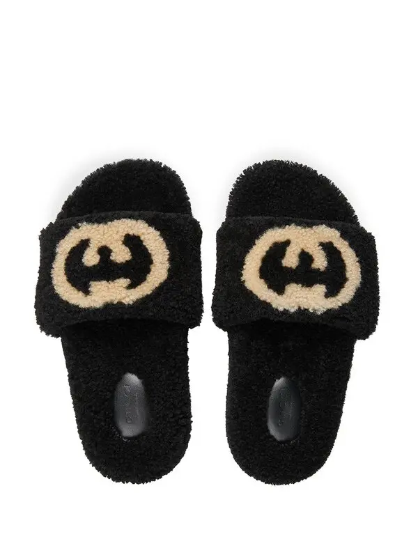Gucci Interlocking G Shearling Slides - Black
