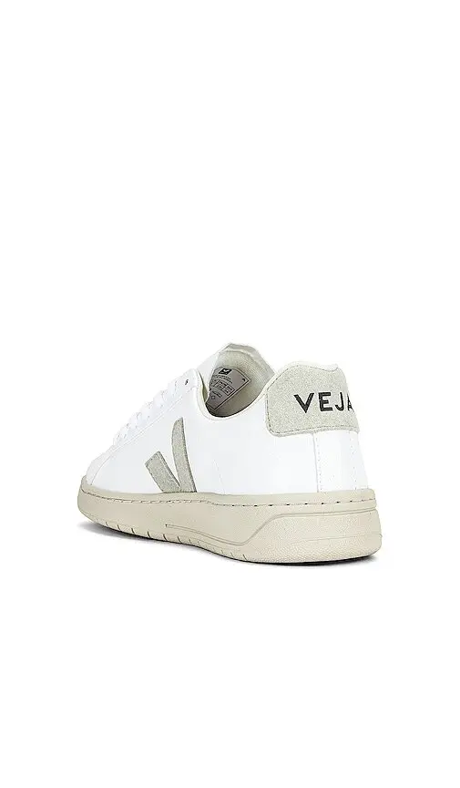 VEJA Urca Sneaker - White & Natural