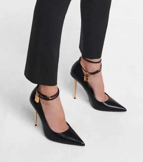 TOM FORD Padlock Leather Pumps