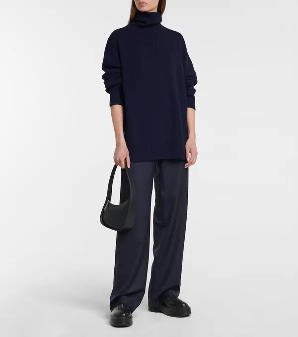 THE ROW Milina Turtleneck Sweater - Blue