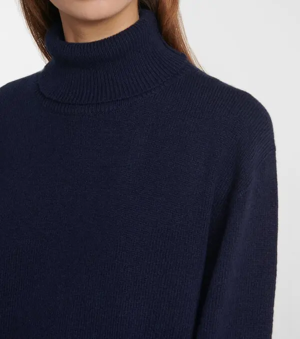 THE ROW Milina Turtleneck Sweater - Blue