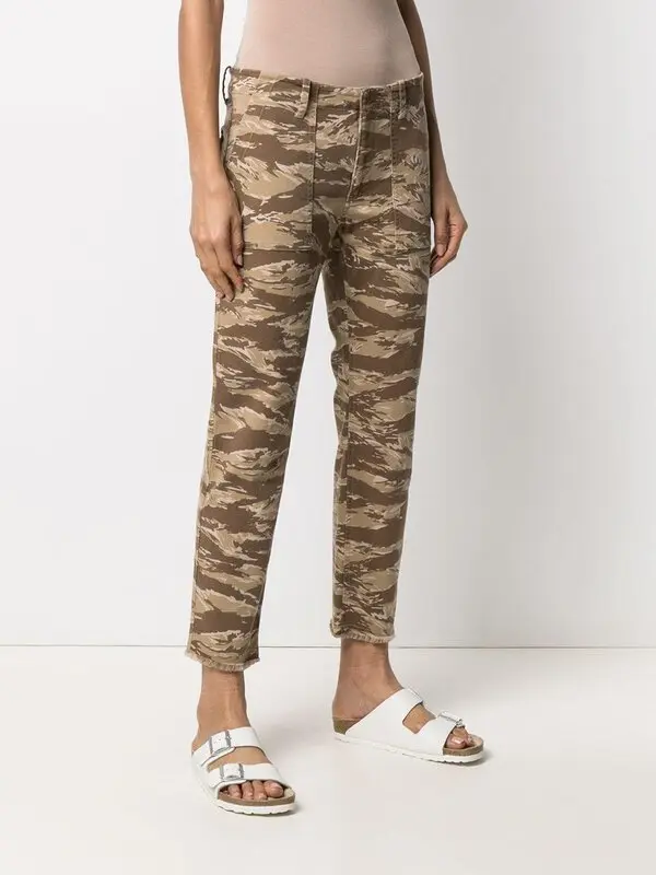 NILI LOTAN Camouflage Print Cropped Trousers