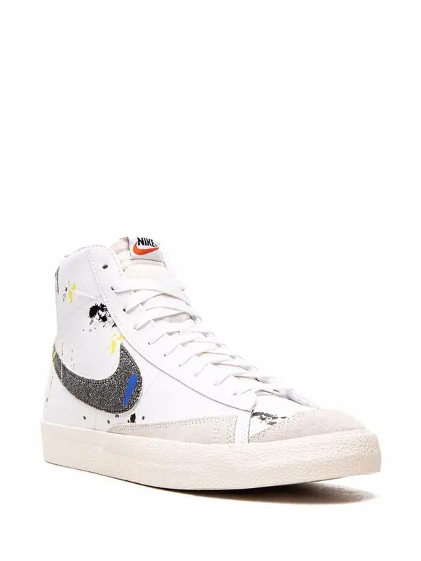 Nike Blazer Mid 77 Sneakers