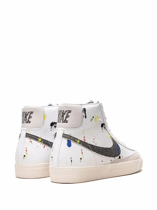 Nike Blazer Mid 77 Sneakers