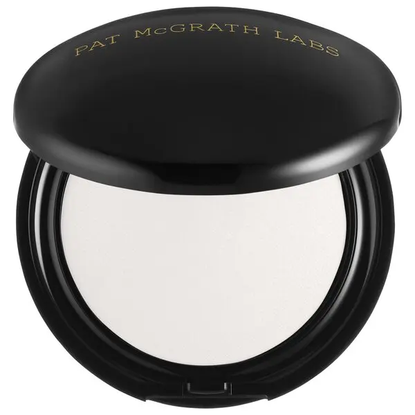 PAT MCGRATH LABS Skin Fetish: Poudre Contour Des Yeux Fixatrice Et Floutante Sublime Perfection - Légère