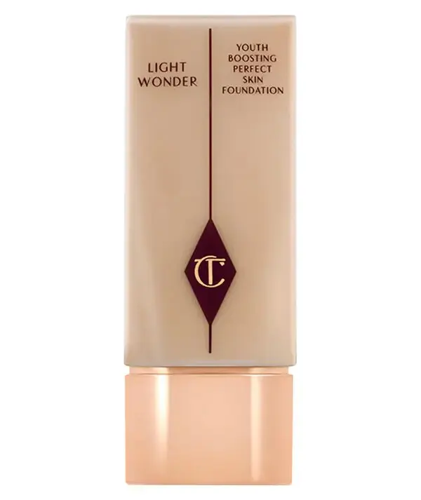 Charlotte Tilbury - Charlotte Tilbury Light Wonder Foundation