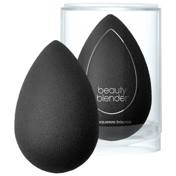 BEAUTYBLENDER Pro Sponge Applicator - Black