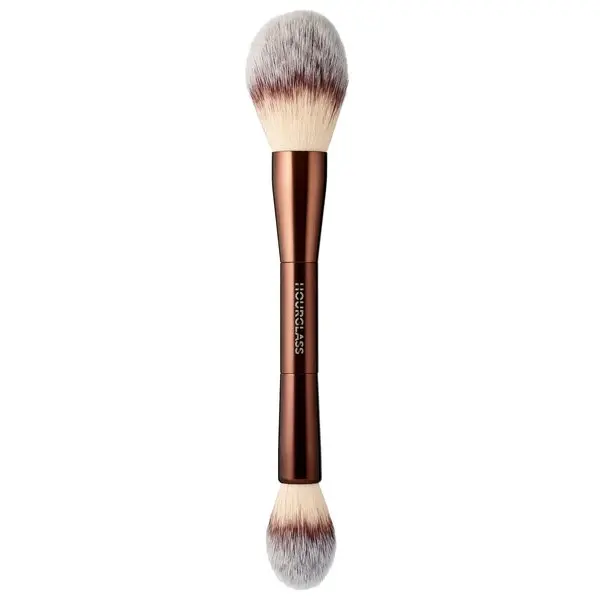 HOURGLASS Veil Powder Brush - One-color