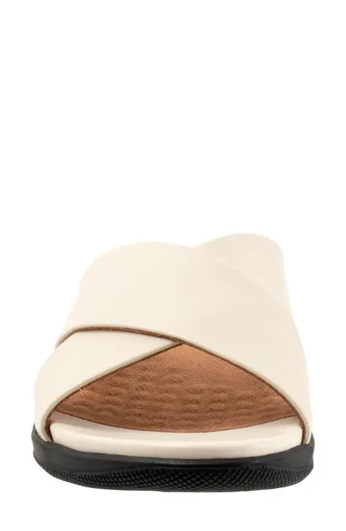 Softwalk Tillman Leather Cross Strap Slide Sandal - Ivory