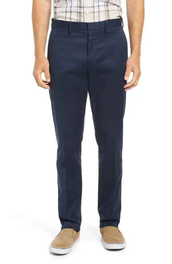 Nordstrom Athletic Fit Leg Non-iron Chinos