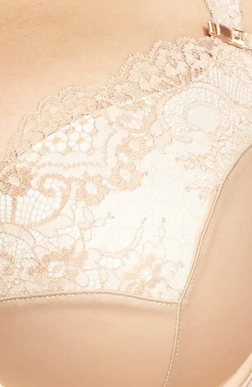 CURVY COUTURE Tulip Lace Balconette Bra