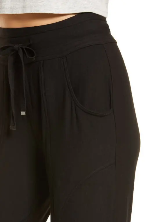 Hue Cozy Curves High-waist Pocket Joggers