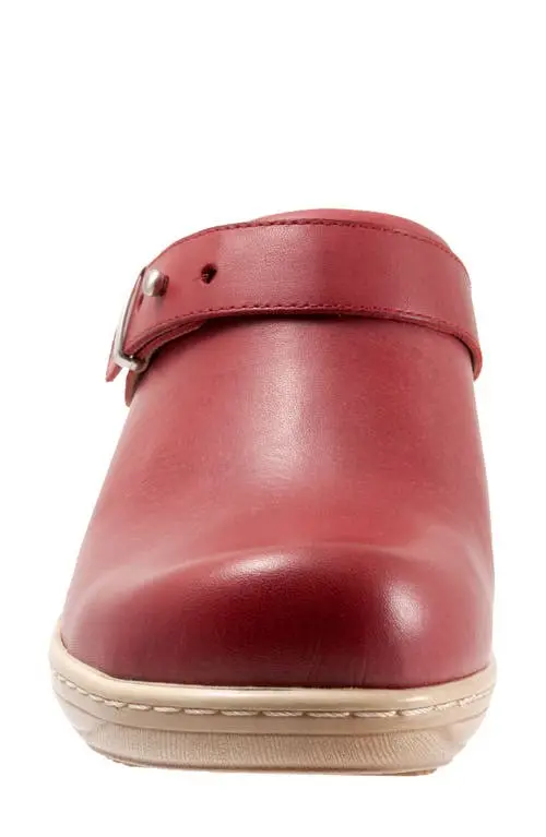 Softwalk Marquette Clog - Dark Red Leather