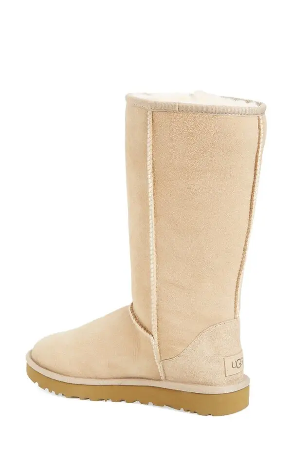 UGG Classic Ii Shearling Lined Boots - Sand Suede