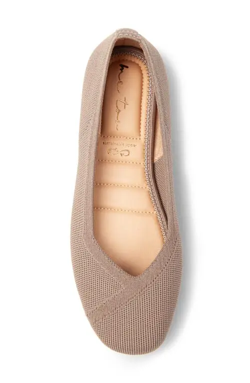 Me Too Hart Knit Flat