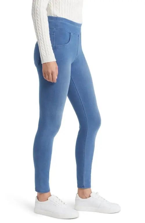 Hue Game Changing Seamless Denim Leggings - Classic Light Wash