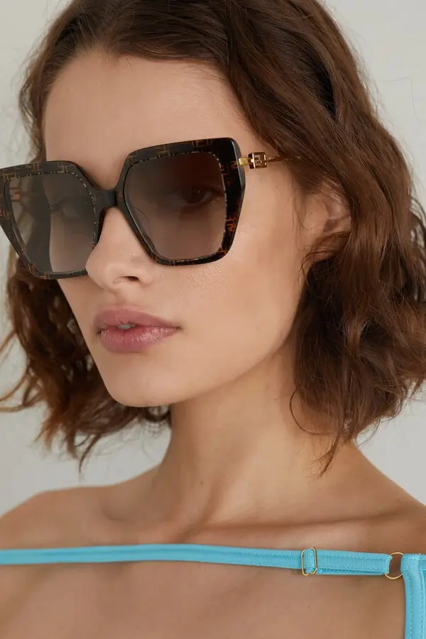 Fendi Oversized Square Sunglasses In Tortoiseshell 40% Off