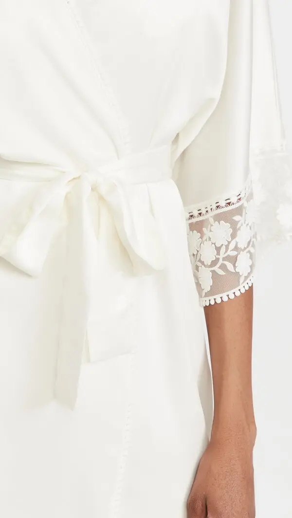 Flora Nikrooz Kylie Charmeuse Wrap With Lace - Ivory
