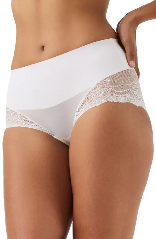 Spanx Spanxsmooth™ Undie-tectable Lace Hi-hipster Panties - Powder