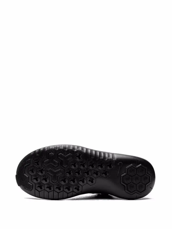 Nike Free Tr Low-top Sneakers - Black