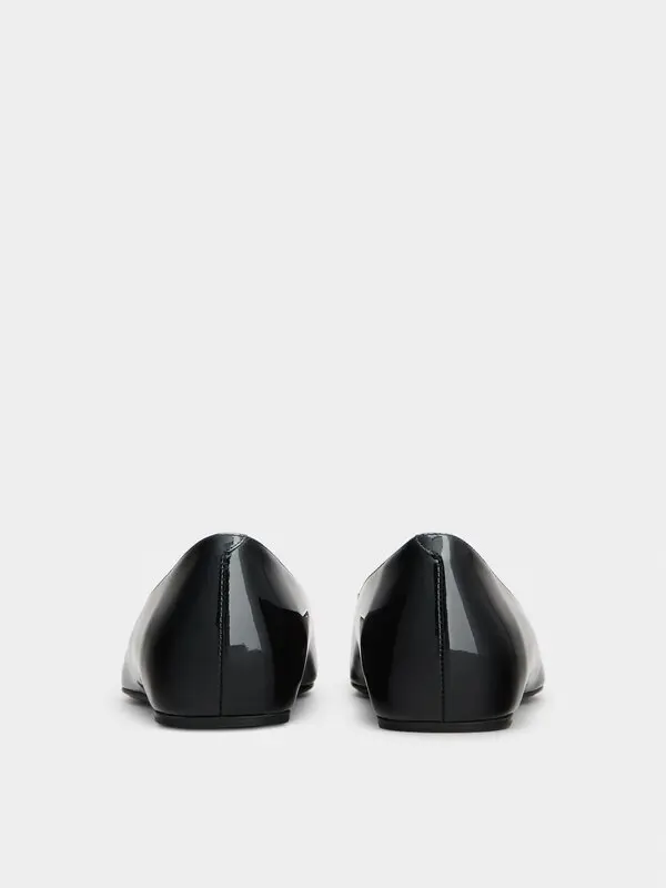 ROGER VIVIER Trompette Ballerinas In Patent Leather With Metal Buckle - Black