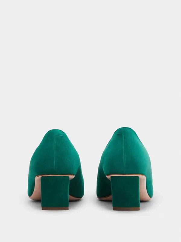 ROGER VIVIER Belle Vivier Stone Buckle Pumps
